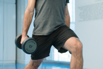 Muscle Inhibition in Knee Pain | Pure Sports Medicine