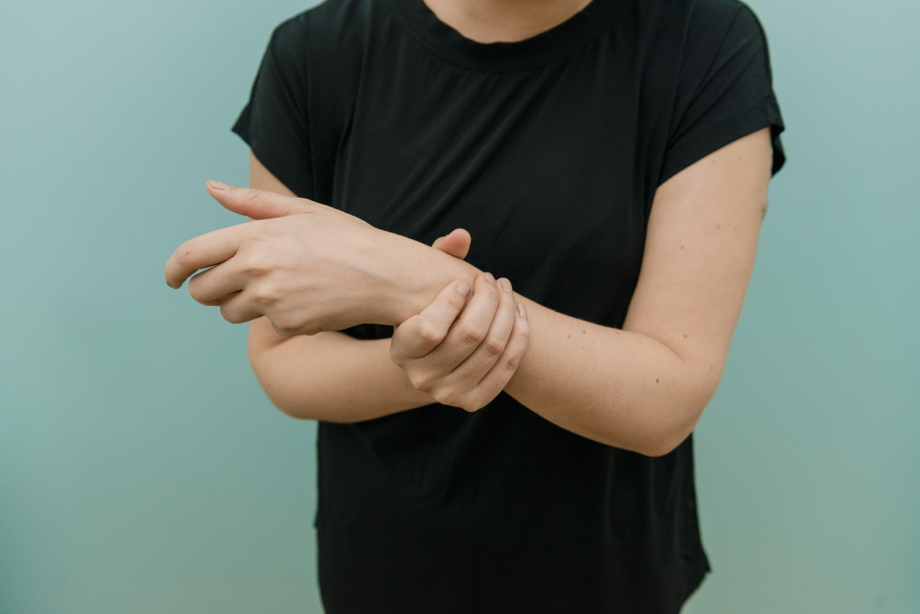 Hand & Wrist injury treatment | Pure Sports Medicine. - Pure Sports ...